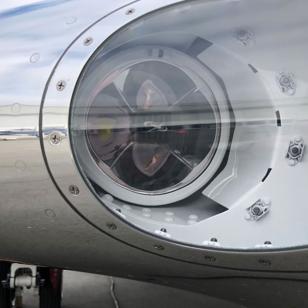 Whelen Gulfstream Mid-Cabin Wing & Nose Lighting Parmetheus™ Pro ...