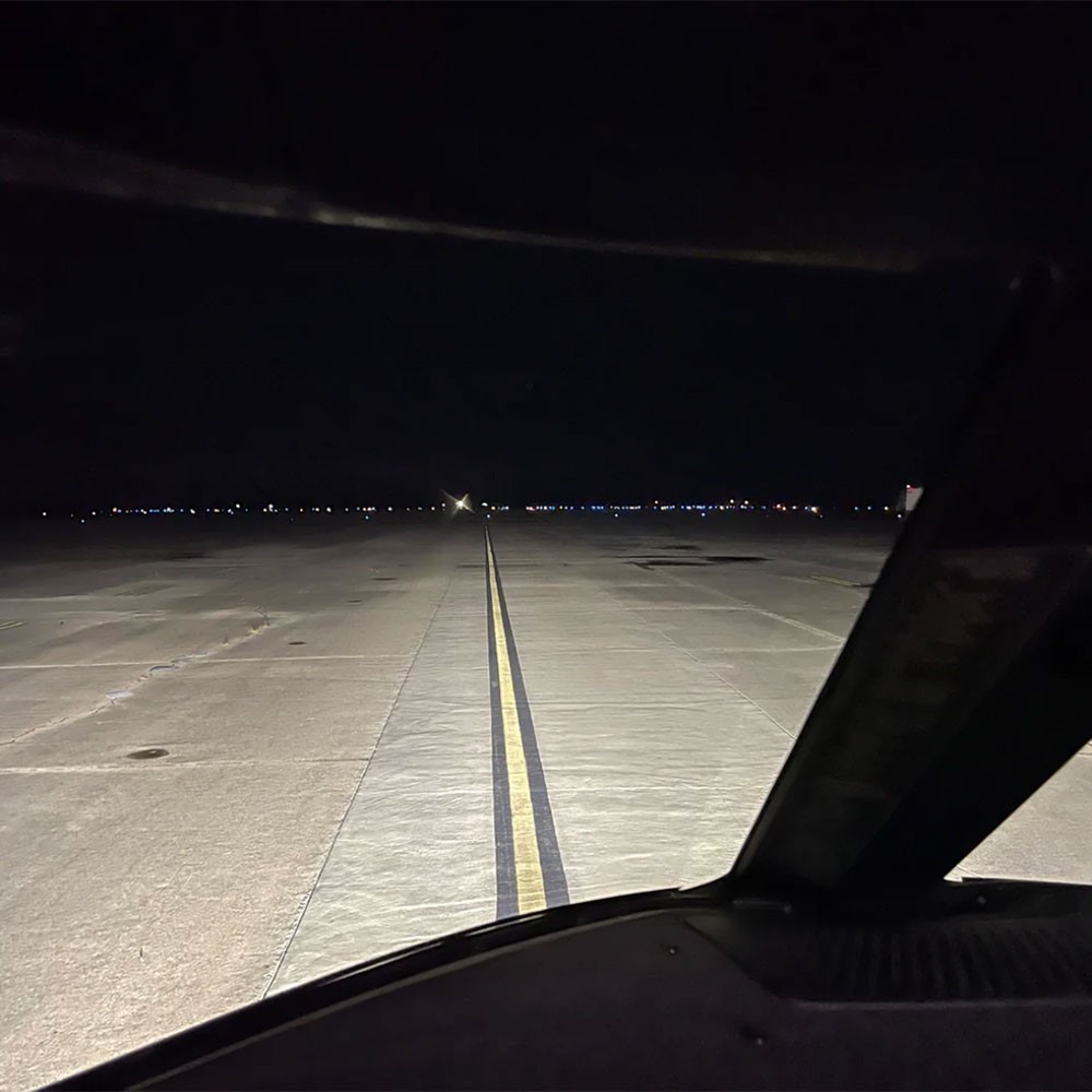 Whelen Gulfstream G3 LED Landing & Taxi Light Kits G100, G150, G200 ...